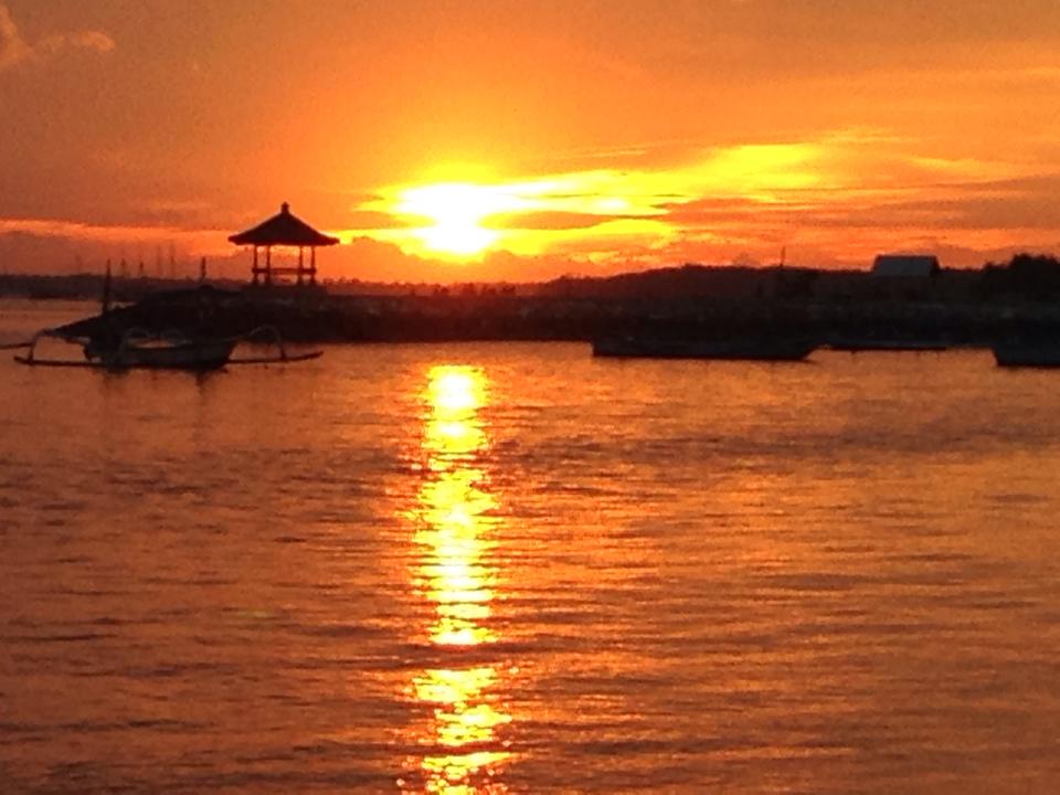 Take Time to Watch the Sunset – melissathewanderer